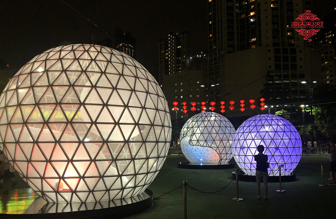 “Moon Story” in Hong Kong Victoria Park